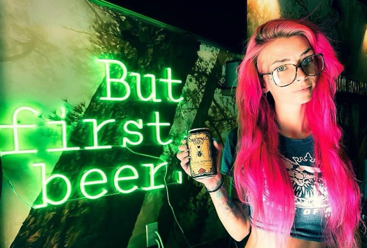 Game of Axes – Game of Axes – Axe Throwing Bar