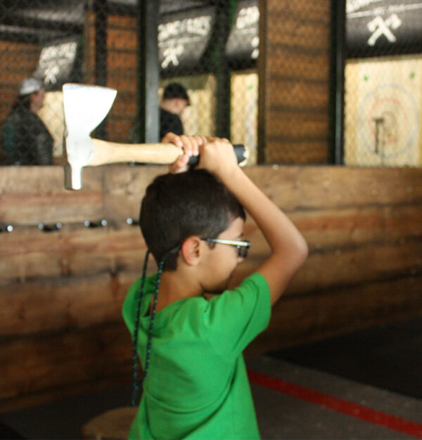 Game of Axes – Game of Axes – Axe Throwing Bar